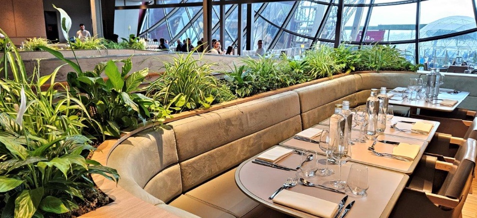 Restaurants for New Year's Eve dinner in Paris 2026 - StillinParis