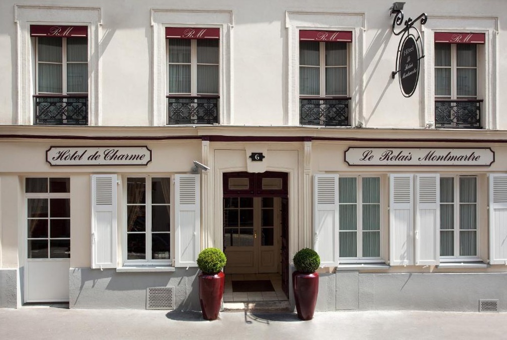 Montmartre Neighborhood : What to do , what to see, best hotels